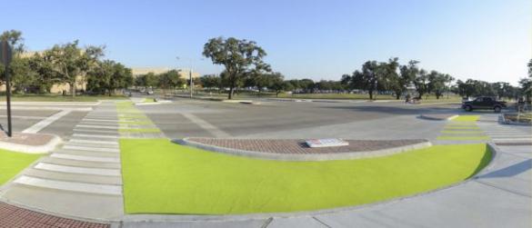 A "Dutch Junction" With Glow-in-the-Dark Bike Lanes Now Exists -- in ...