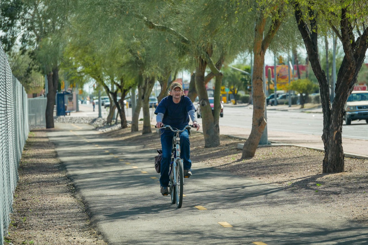 Want People to Bike? Skip the Sweet Talk and Build — Streetsblog USA