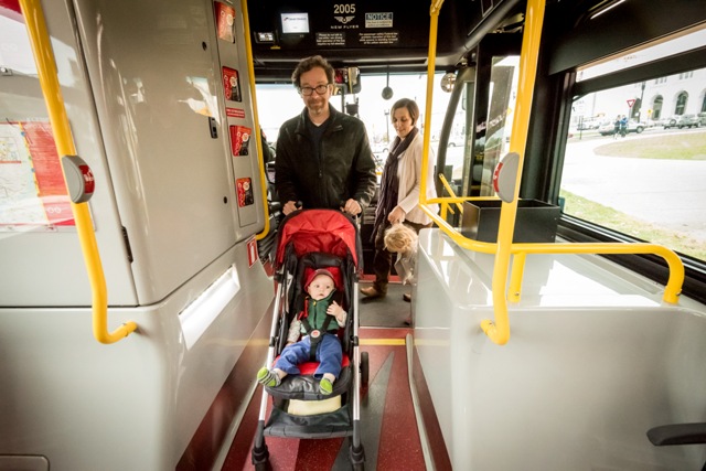 More Transit Agencies Allow Open Strollers on Buses — Streetsblog USA