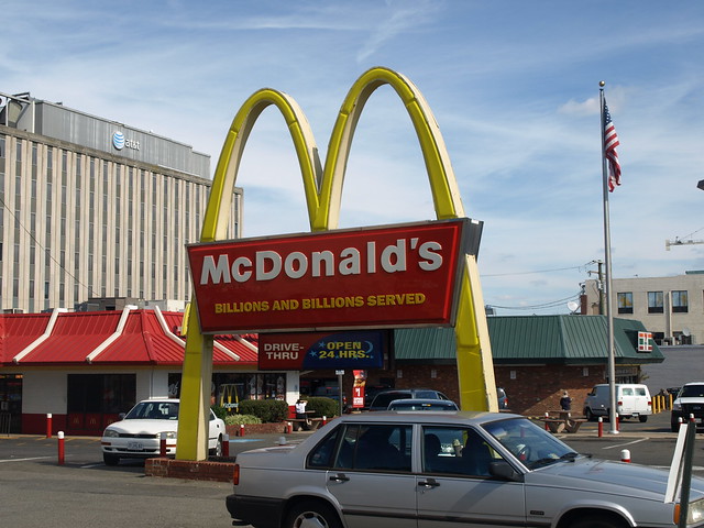 Minneapolis Just Banned Drive-Throughs — Streetsblog USA