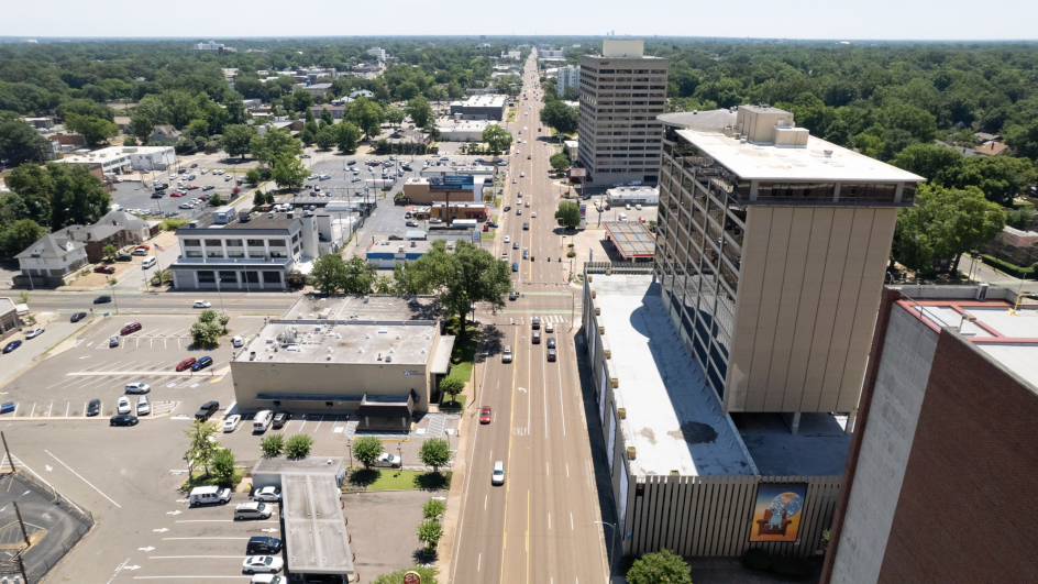 Bad Road Design Is Stoking the U.S. Pedestrian Death Crisis: Report ...