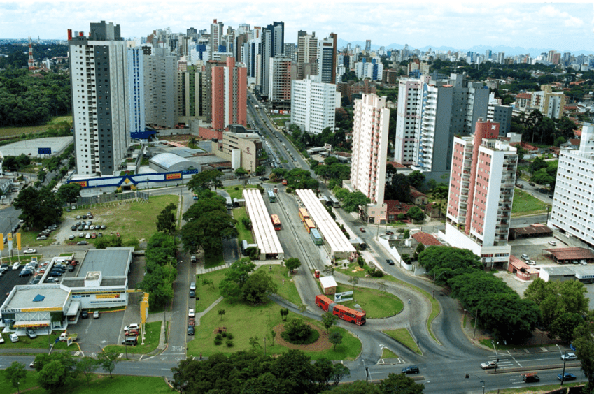 Curitiba: 50 Years of Lessons from the World’s First 'Bus Rapid Transit ...